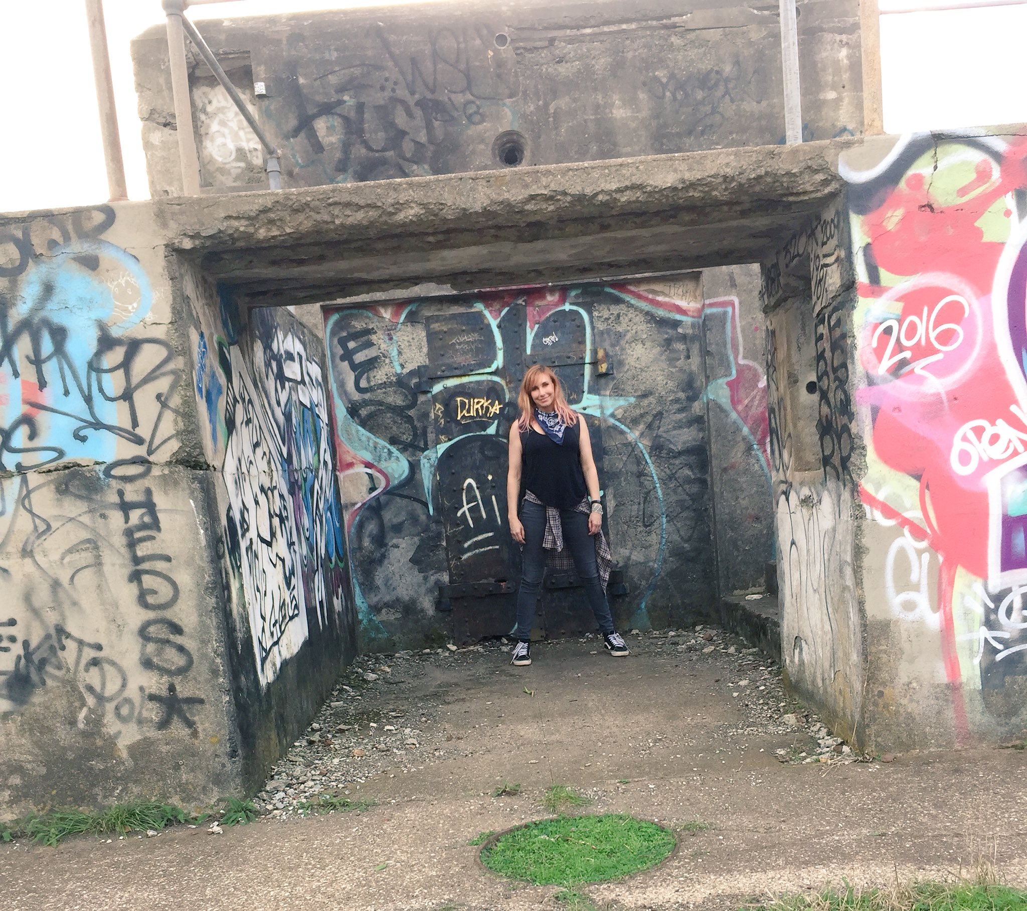 Kari's Bunker | Scrolller