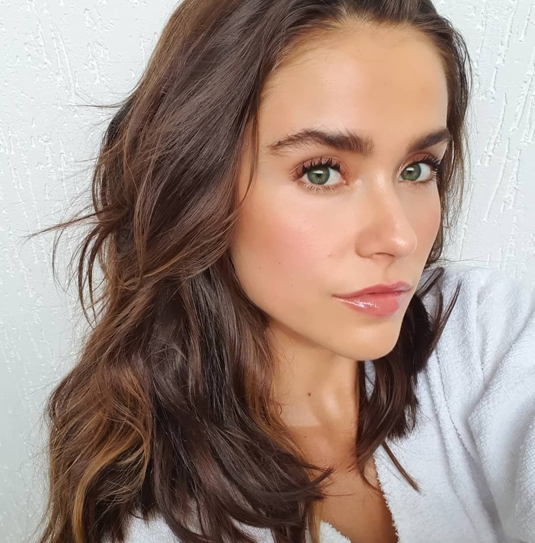 Karol Vasconcelos | Scrolller