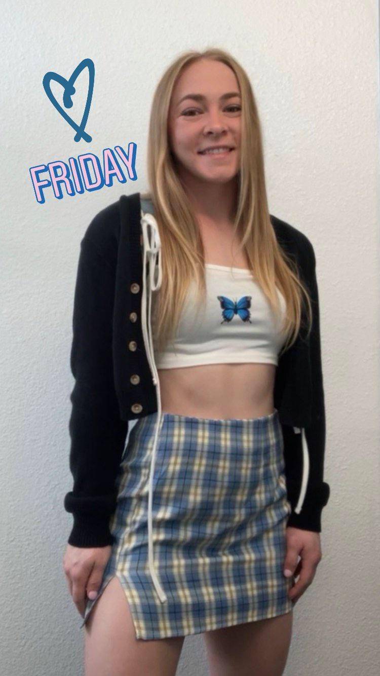 Kay Hansen | Scrolller