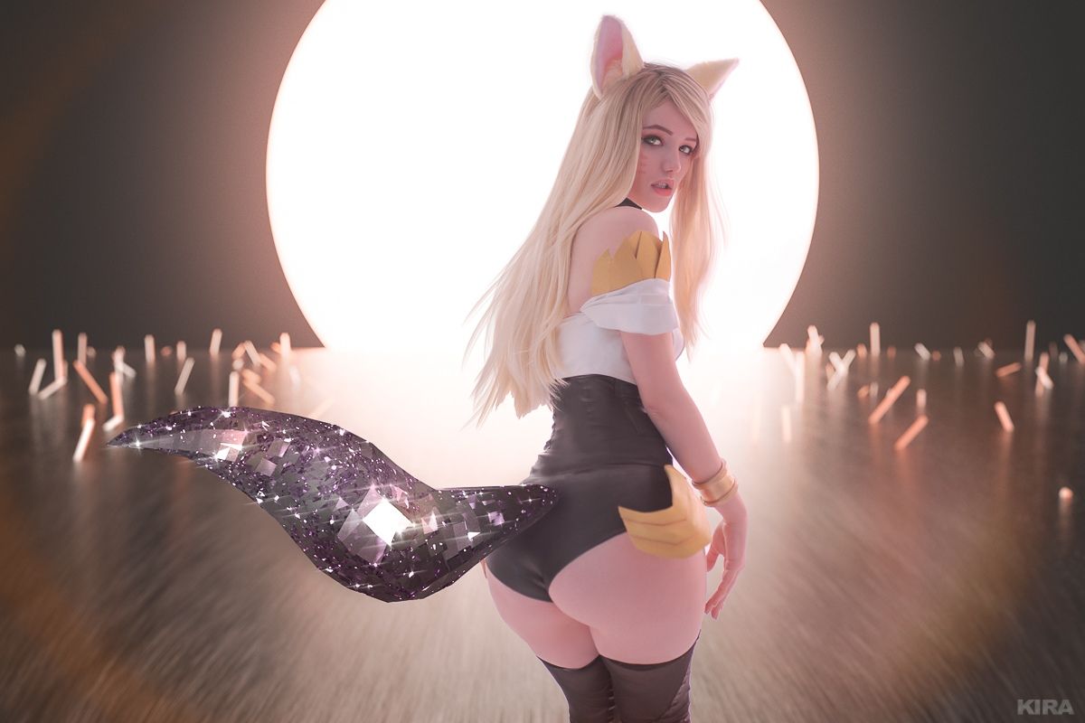 kDA Ahri cosplay by Lada Lyumos | Scrolller