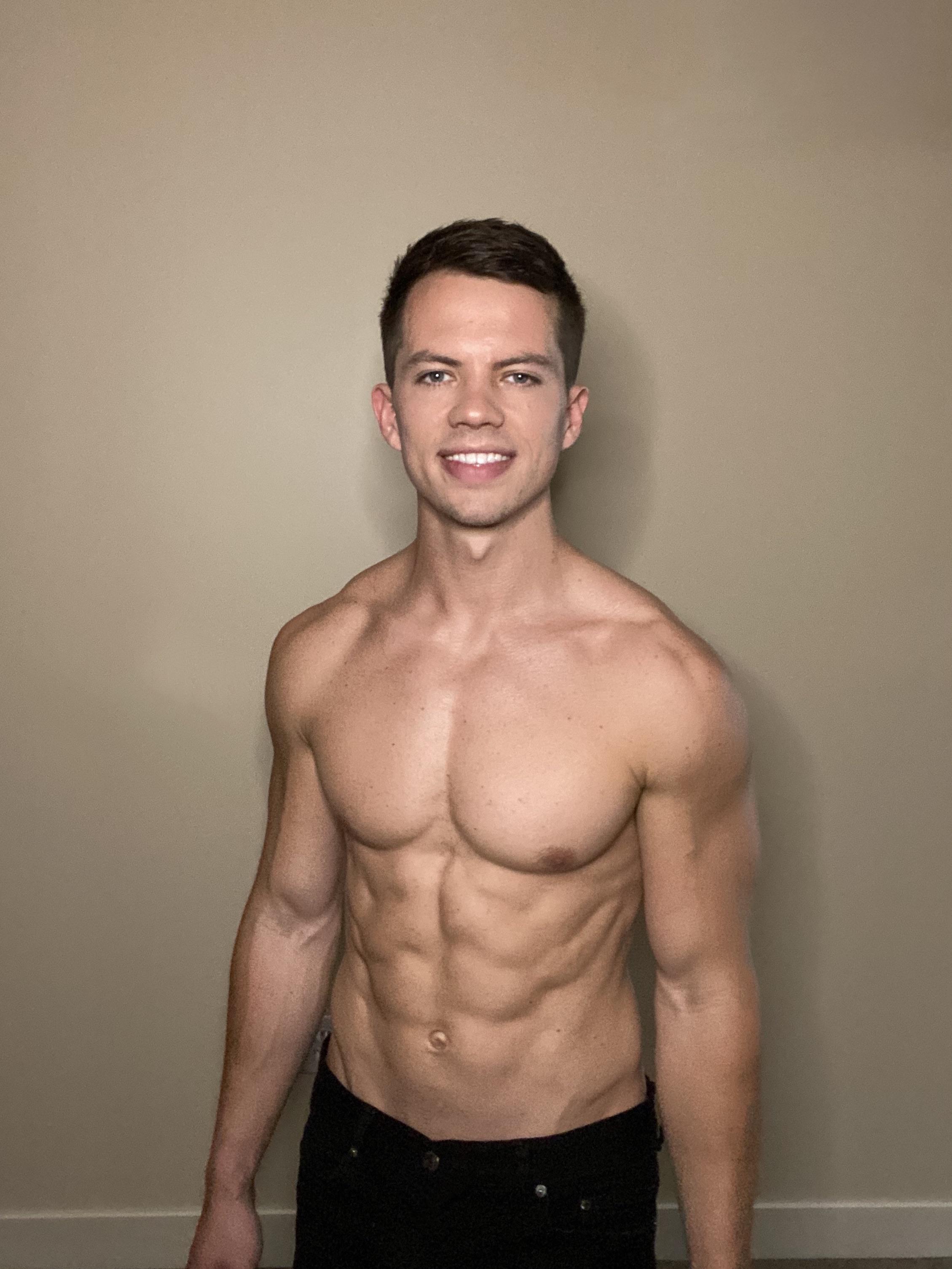 Keep cutting or start bulking? Been cutting for 6ish weeks. 166lbs, 5’9, ~13%BF (I think ...