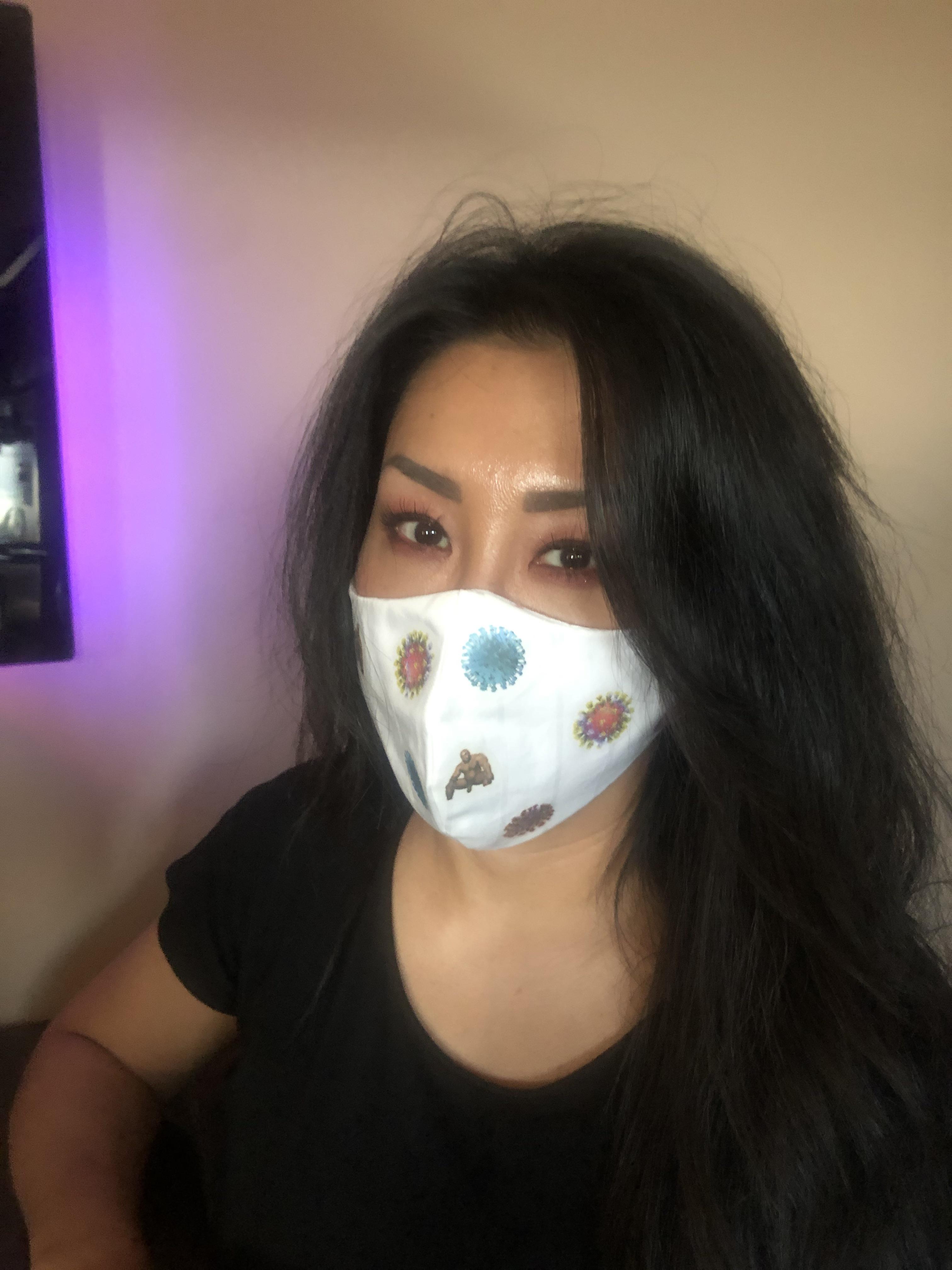 Keep your distance.. | Scrolller