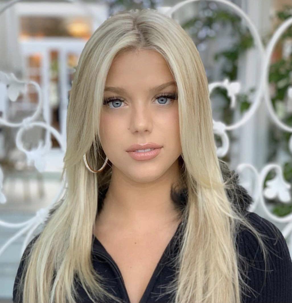 Keeping it simple | Scrolller