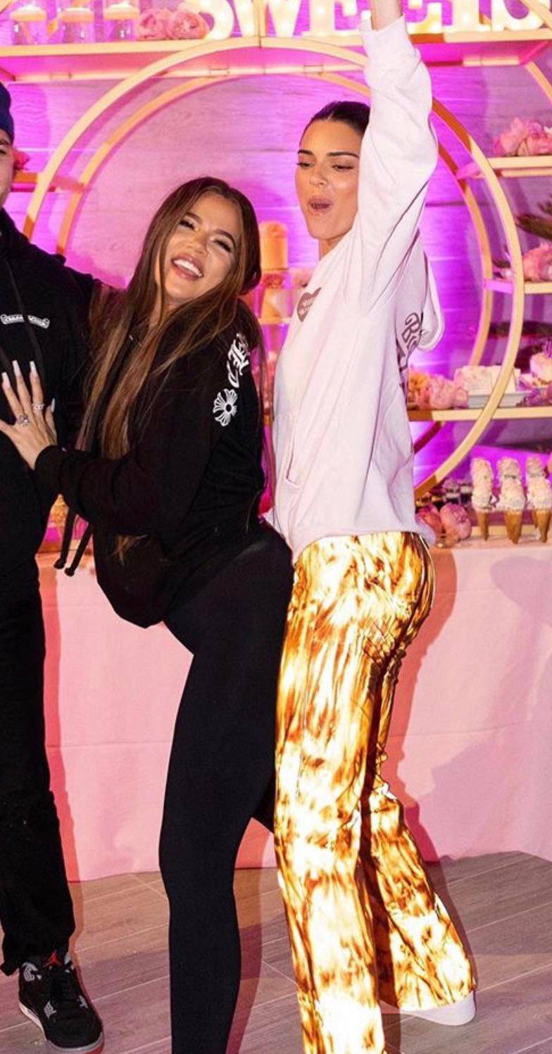 Kendall and kholé grinding | Scrolller