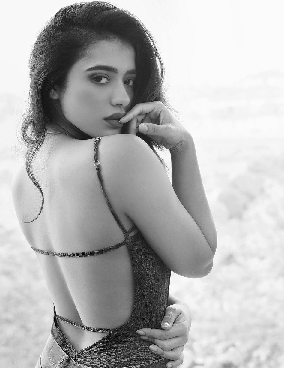 Ketika Sharma's irresistible back! | Scrolller