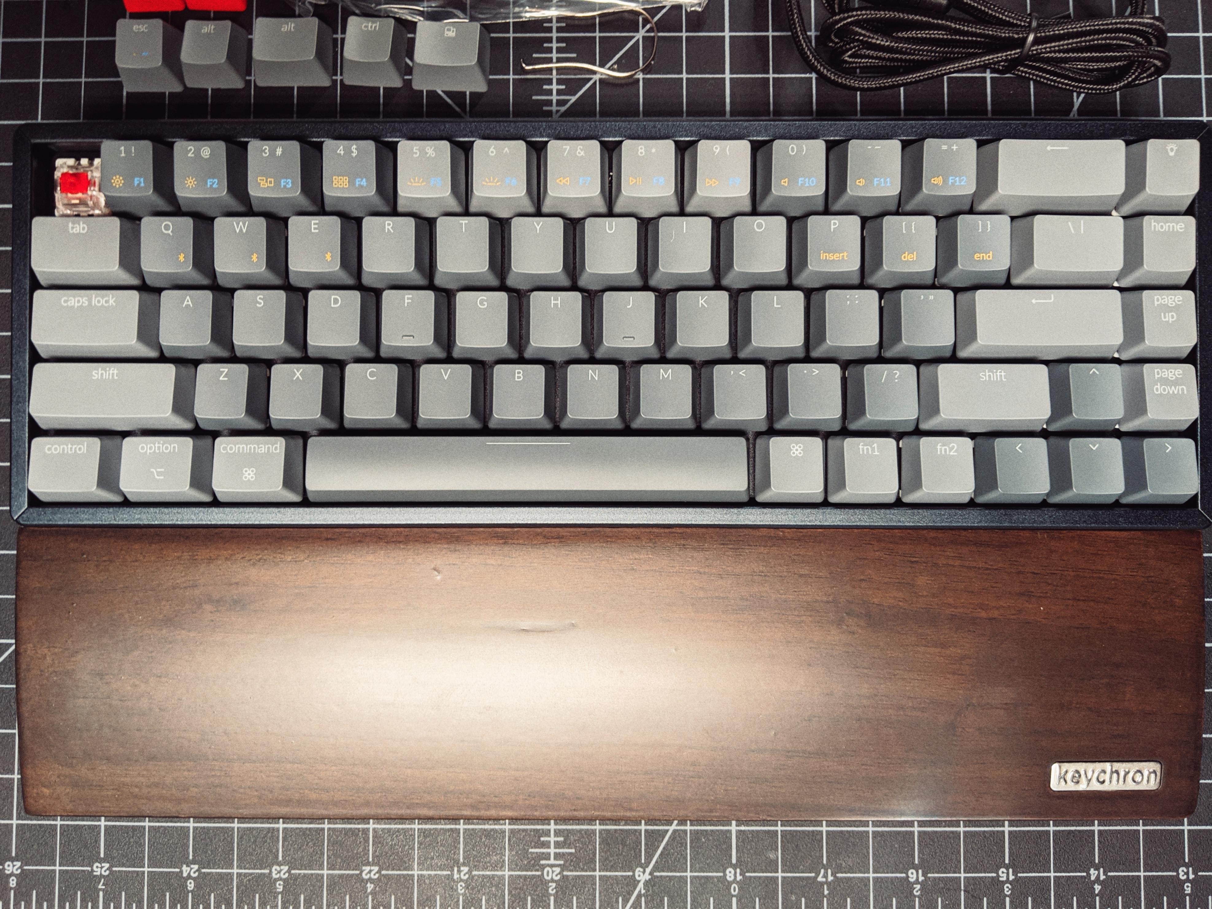 Keychron K6 - Arrived to Console My Isolation with Sweet Clicky-Clack | Scrolller