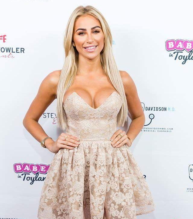 Khloe Terae | Scrolller