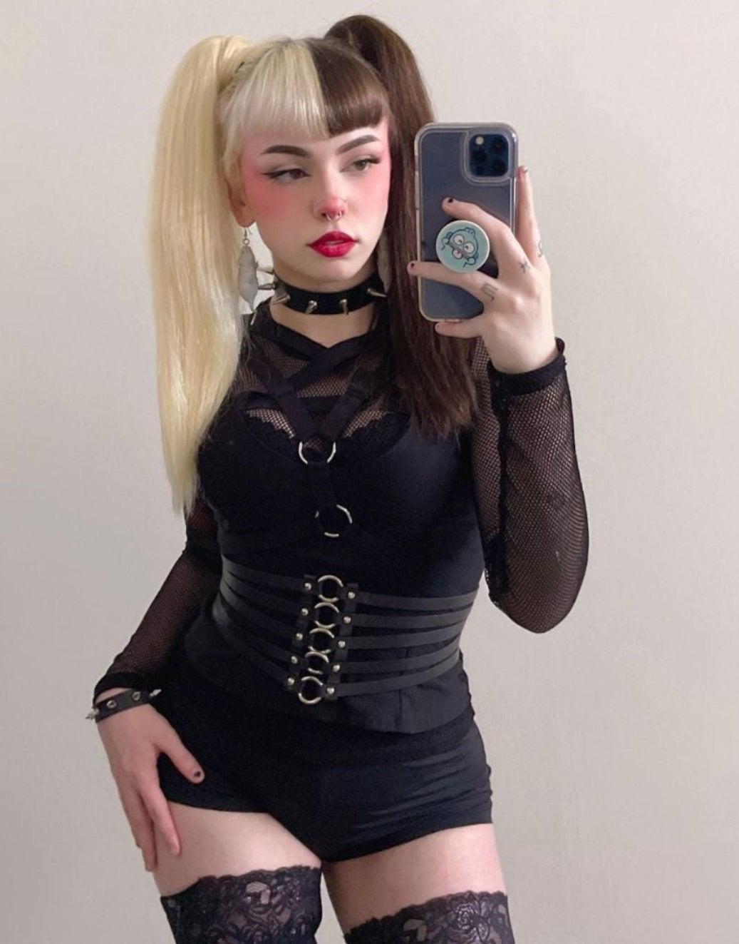 [kik: worship884] I’m a prejac loser. I cum in literal seconds and some ...