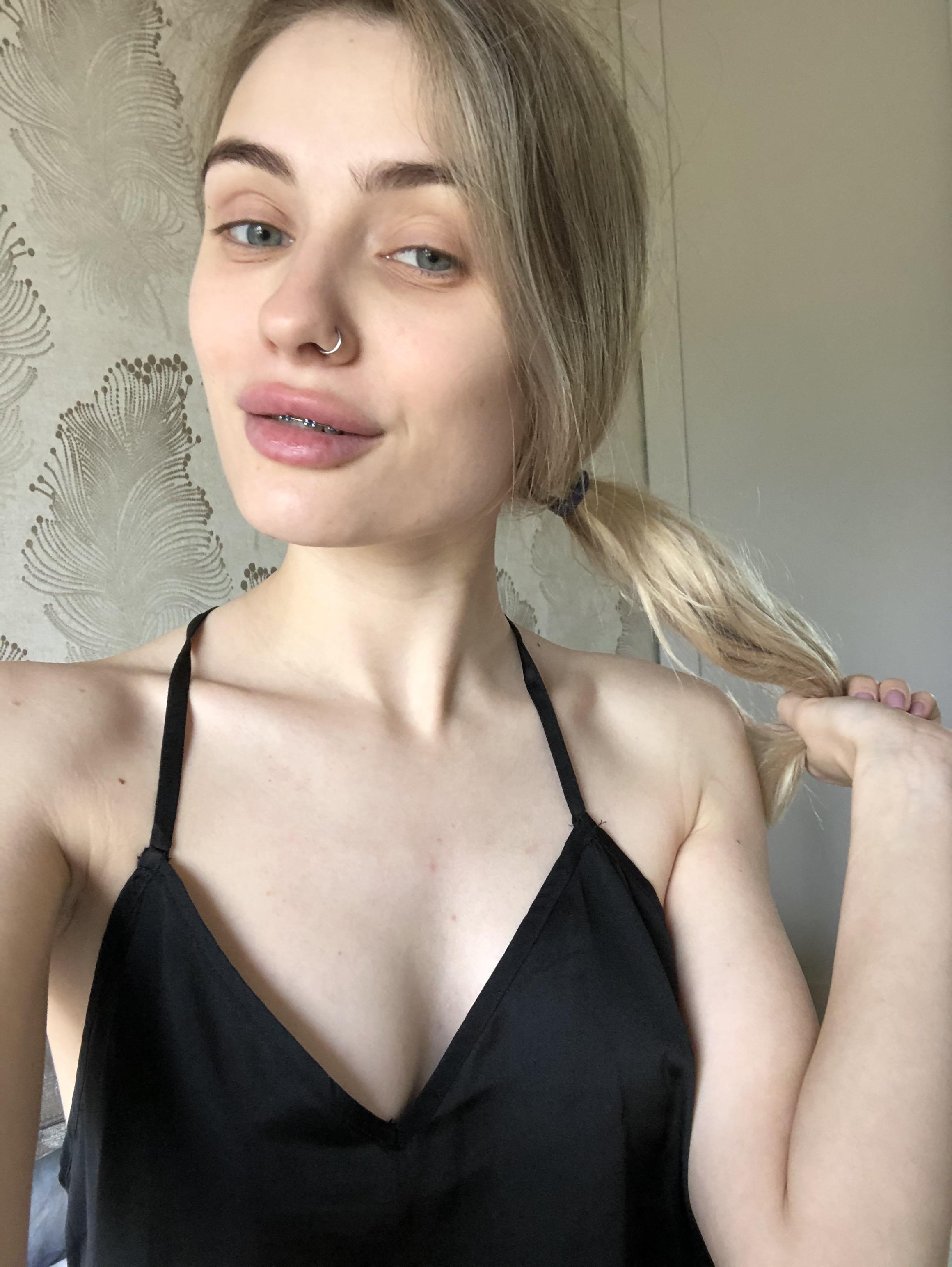 Good morning babes😘 what did you dream about last night? | Scrolller