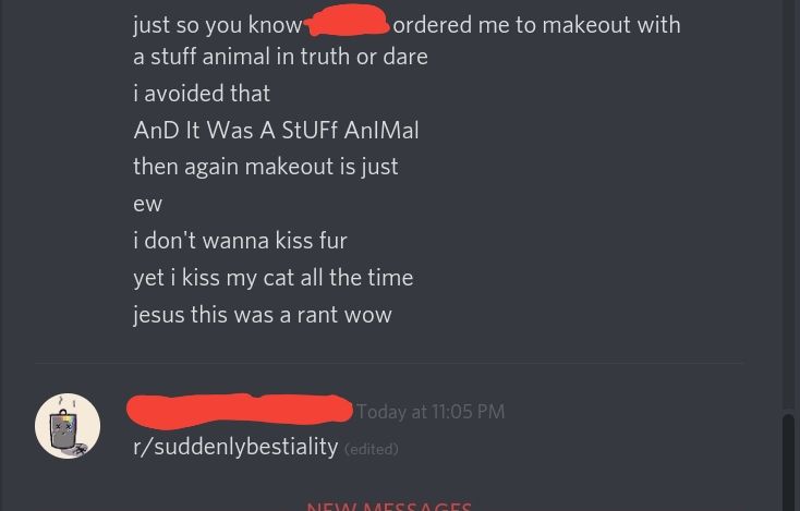 Kissing cats | Scrolller