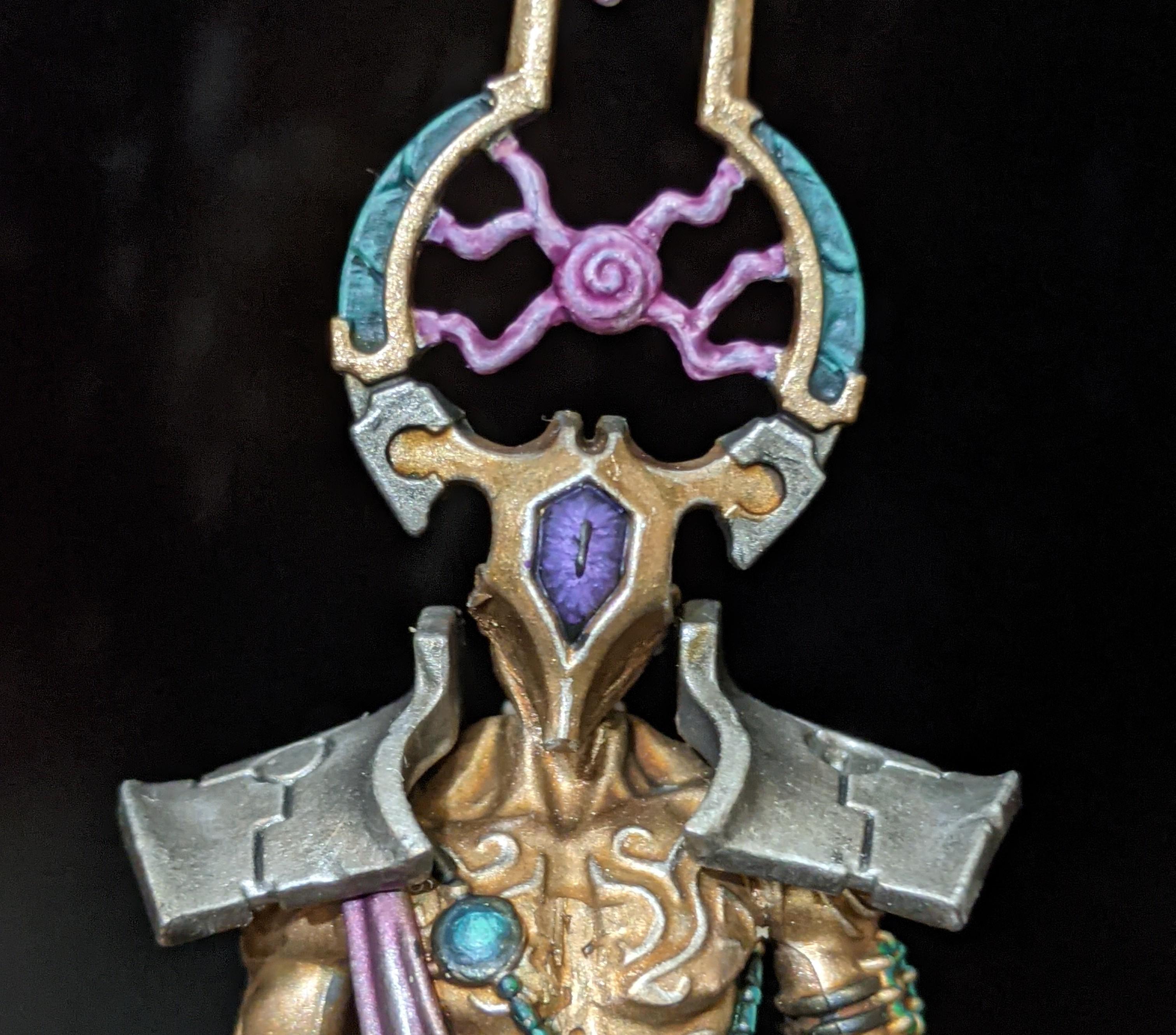 Kitbashed C'tan head WIP. | Scrolller