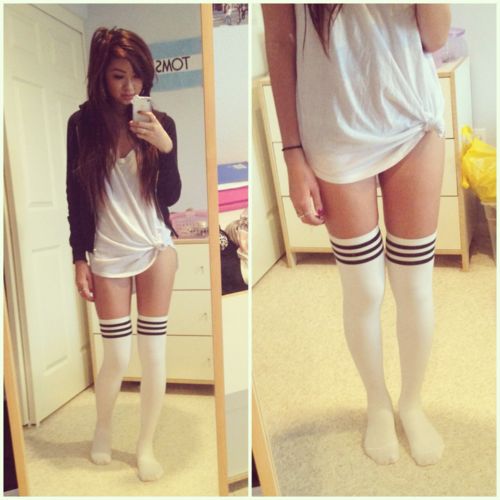 Knee High Socks | Scrolller