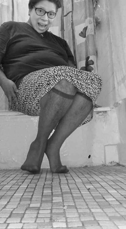 Knee highs | Scrolller