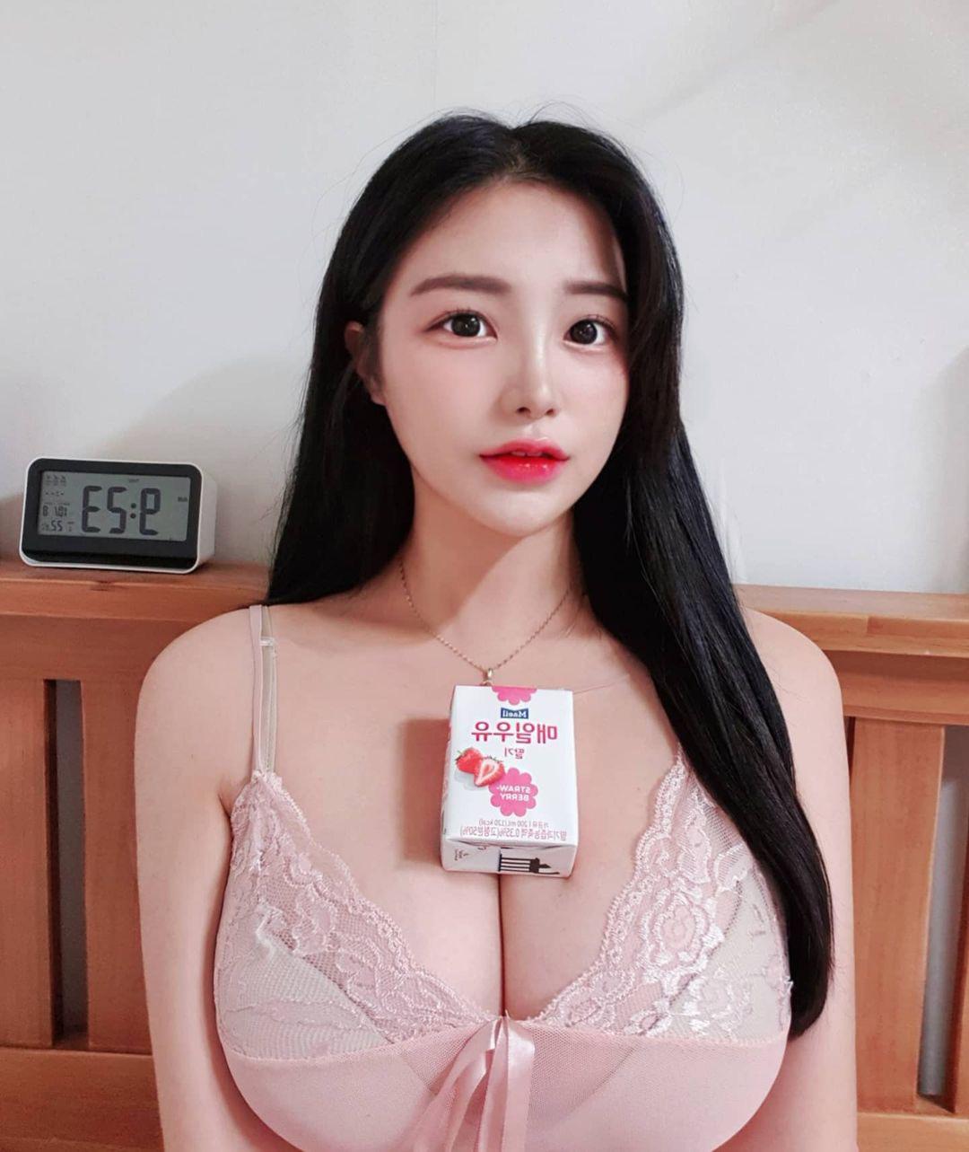 Korean juice box 🧃 on bosom | Scrolller