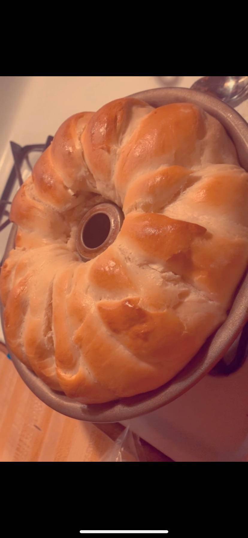Korean milk bread but in a Bundt cake pan😂 | Scrolller