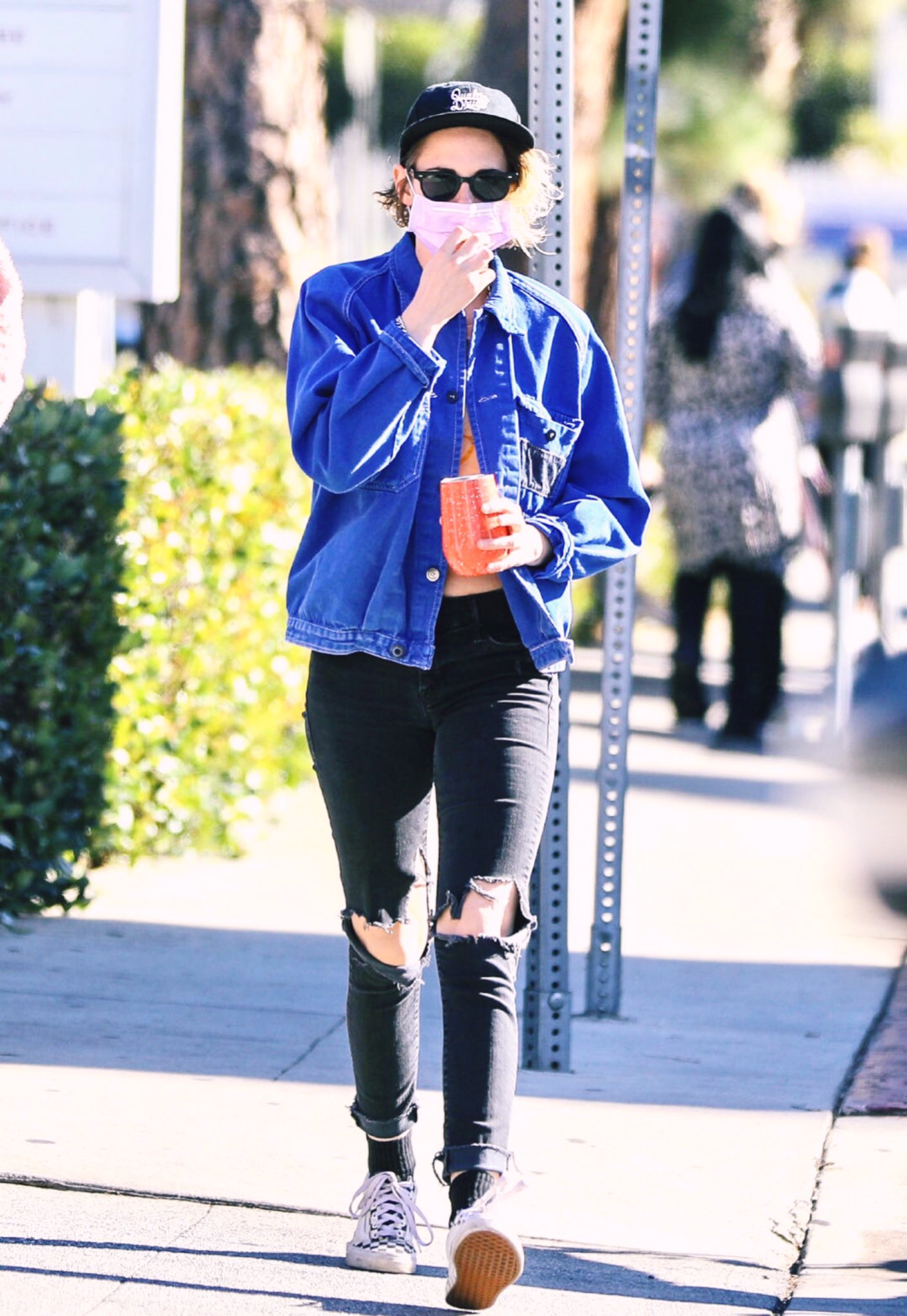 Kristen out in LA. | Scrolller