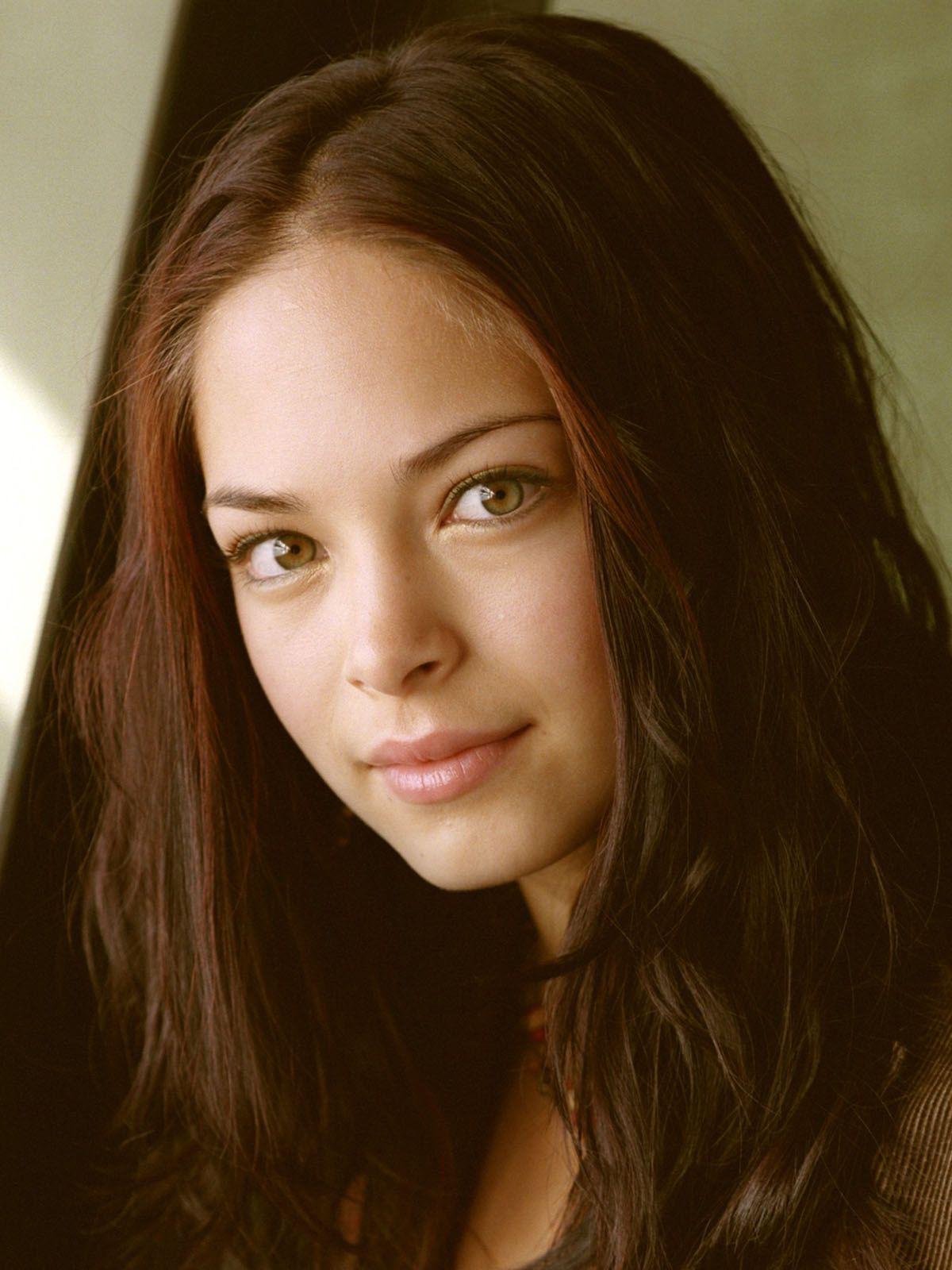 Kristin Kreuk Irtr Scrolller 1077