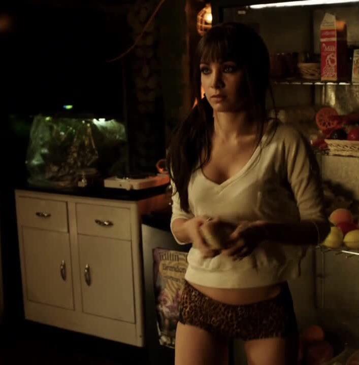 Ksenia Solo | Scrolller