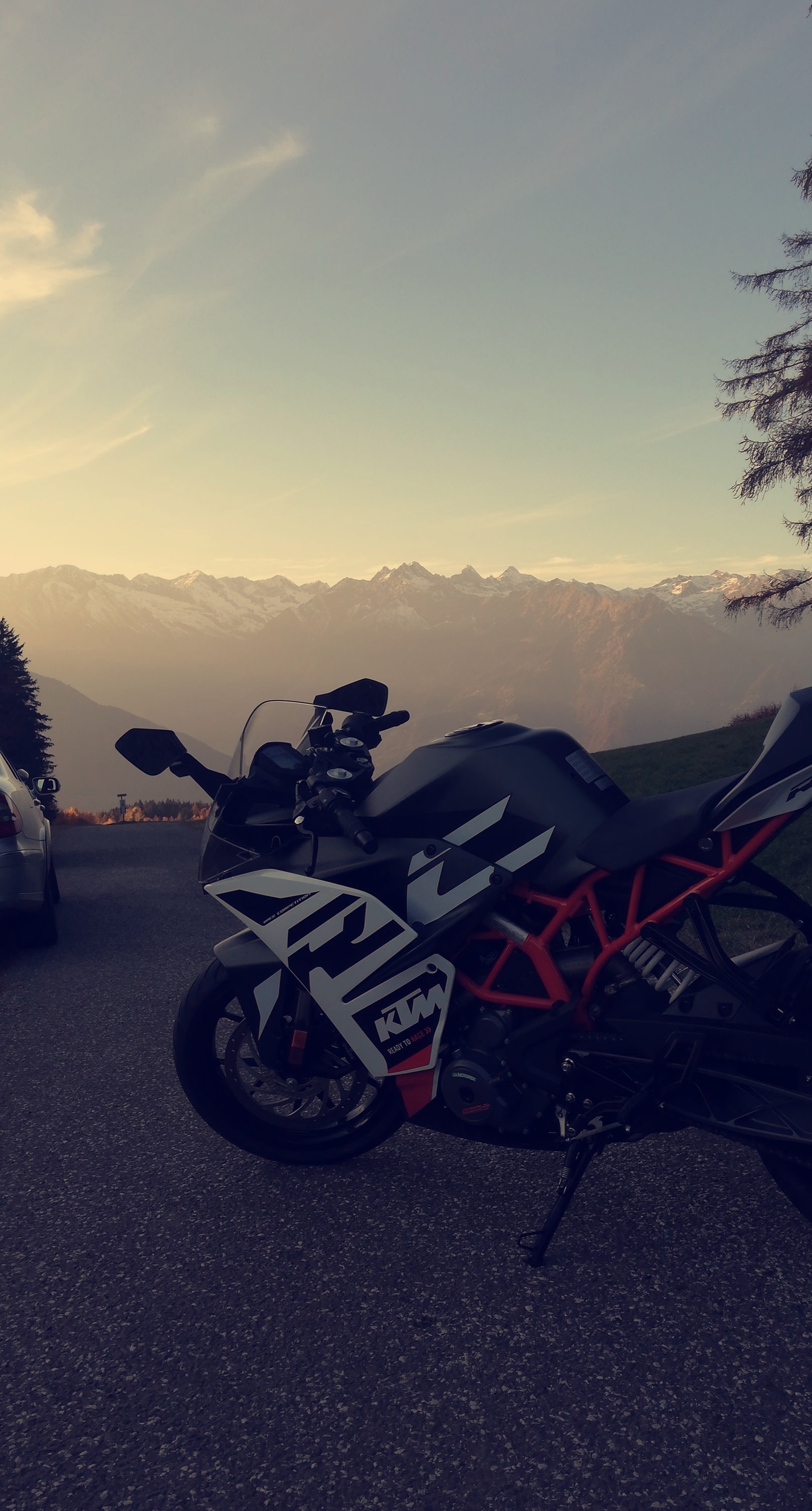KTM RC 390 | Scrolller
