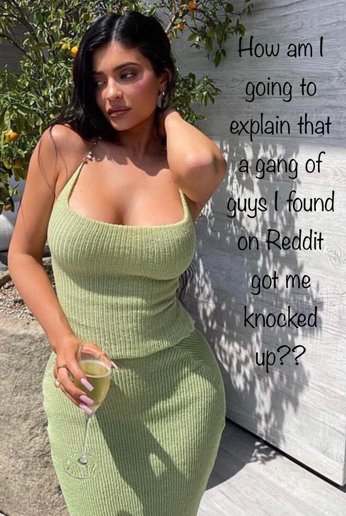 Kylie Jenner | Scrolller