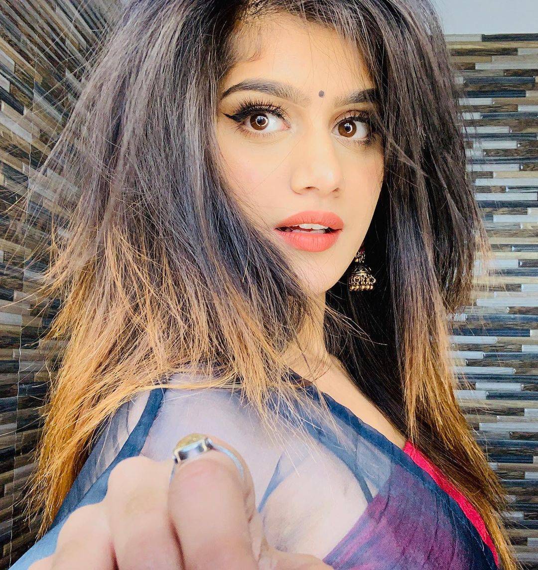 Laakshi patak, super adorable!! | Scrolller