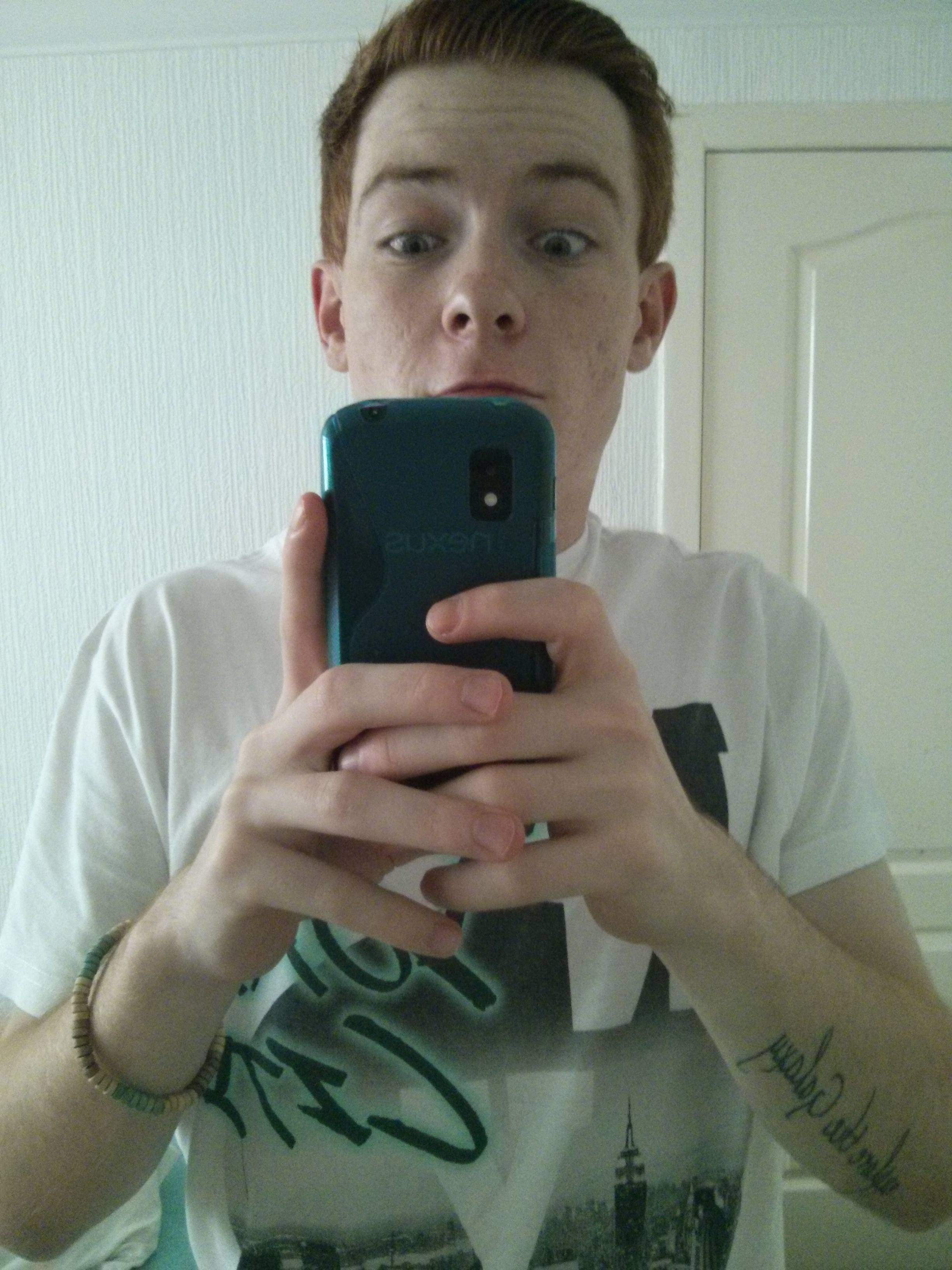 Ladies form a queue please | Scrolller