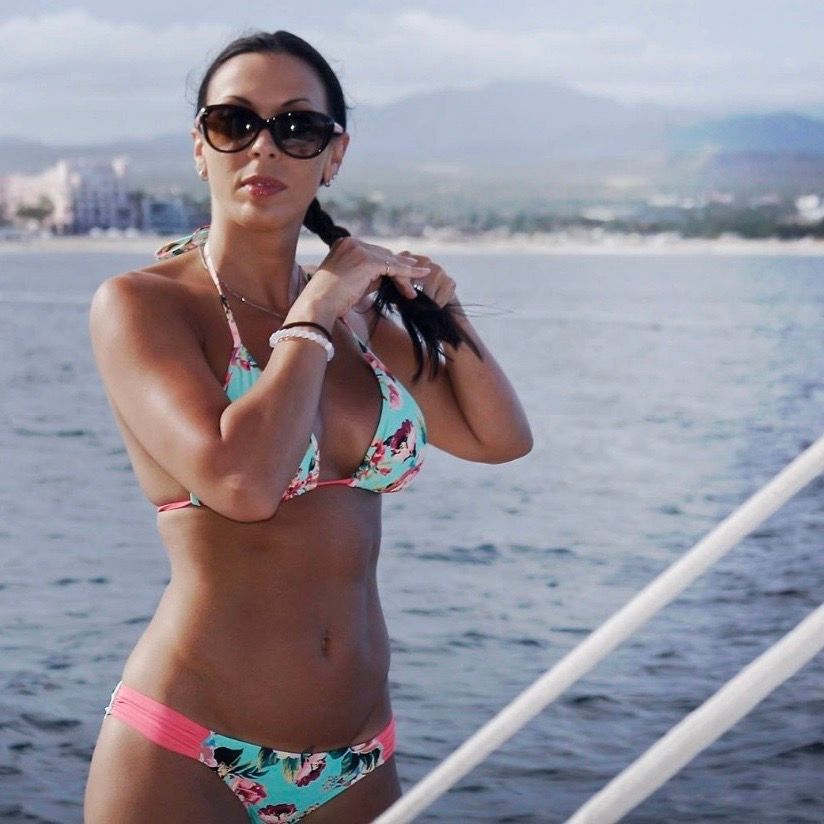 Lakeside | Scrolller