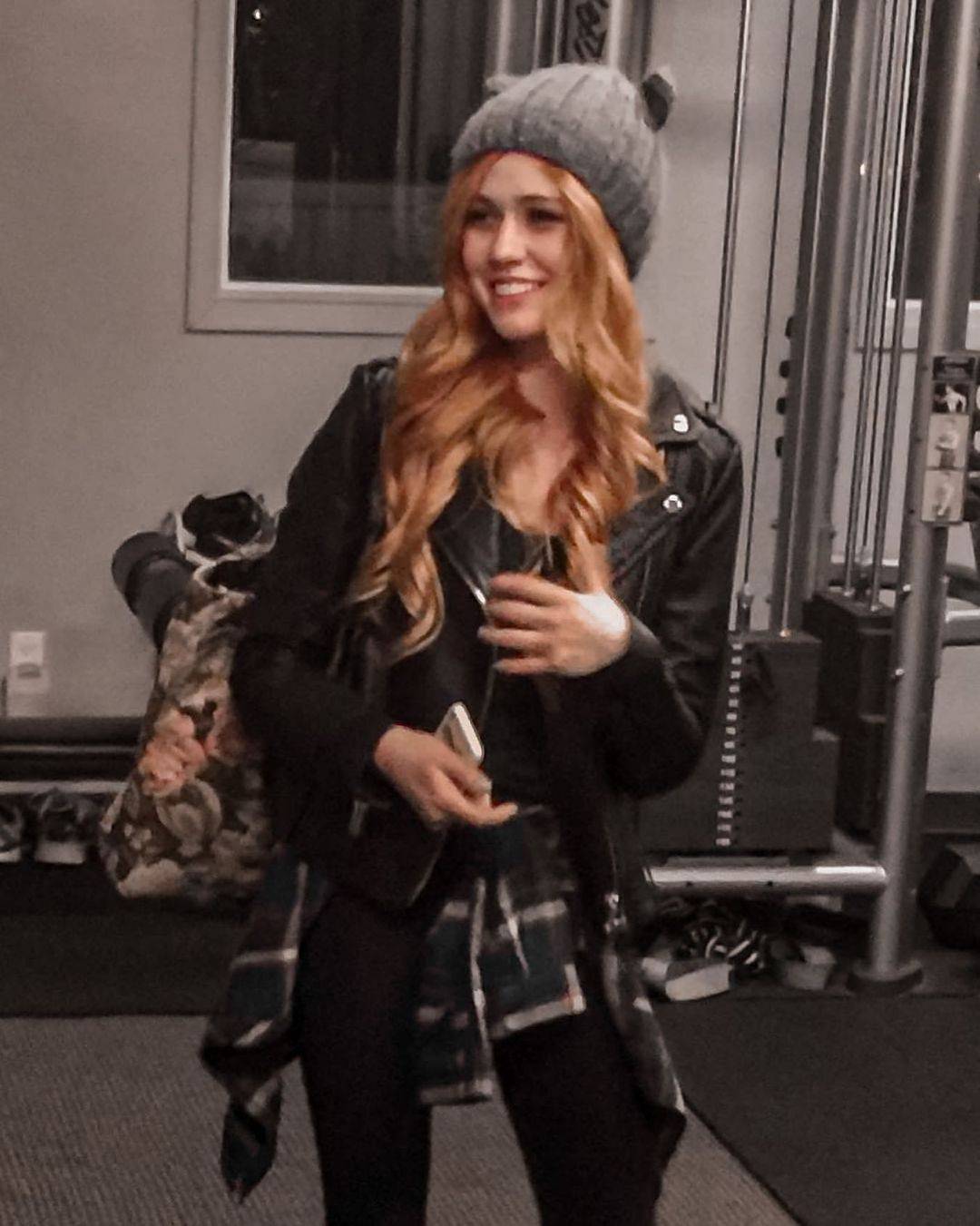 Last day of season 1 for Shadowhunters | Scrolller