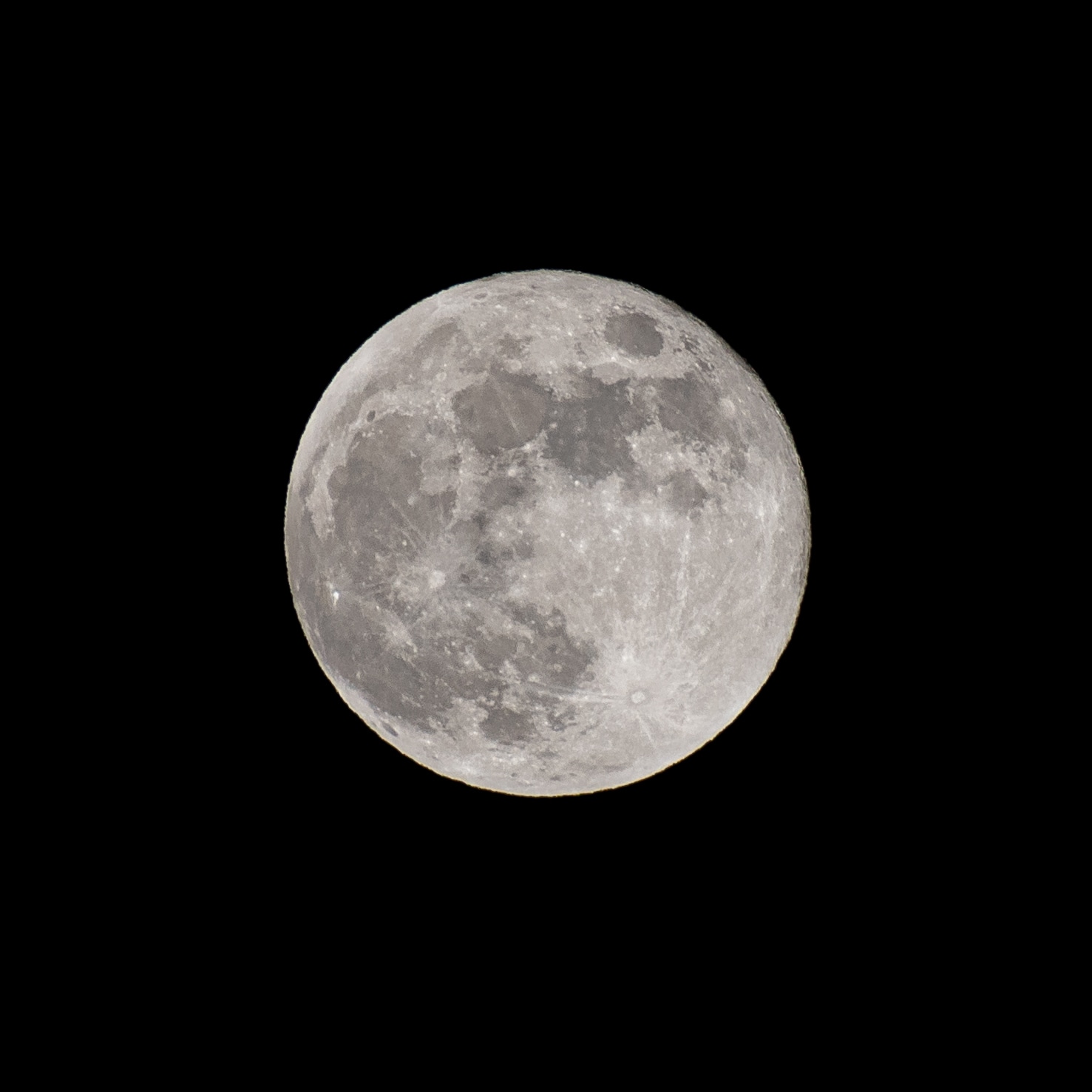 Last full moon | Scrolller