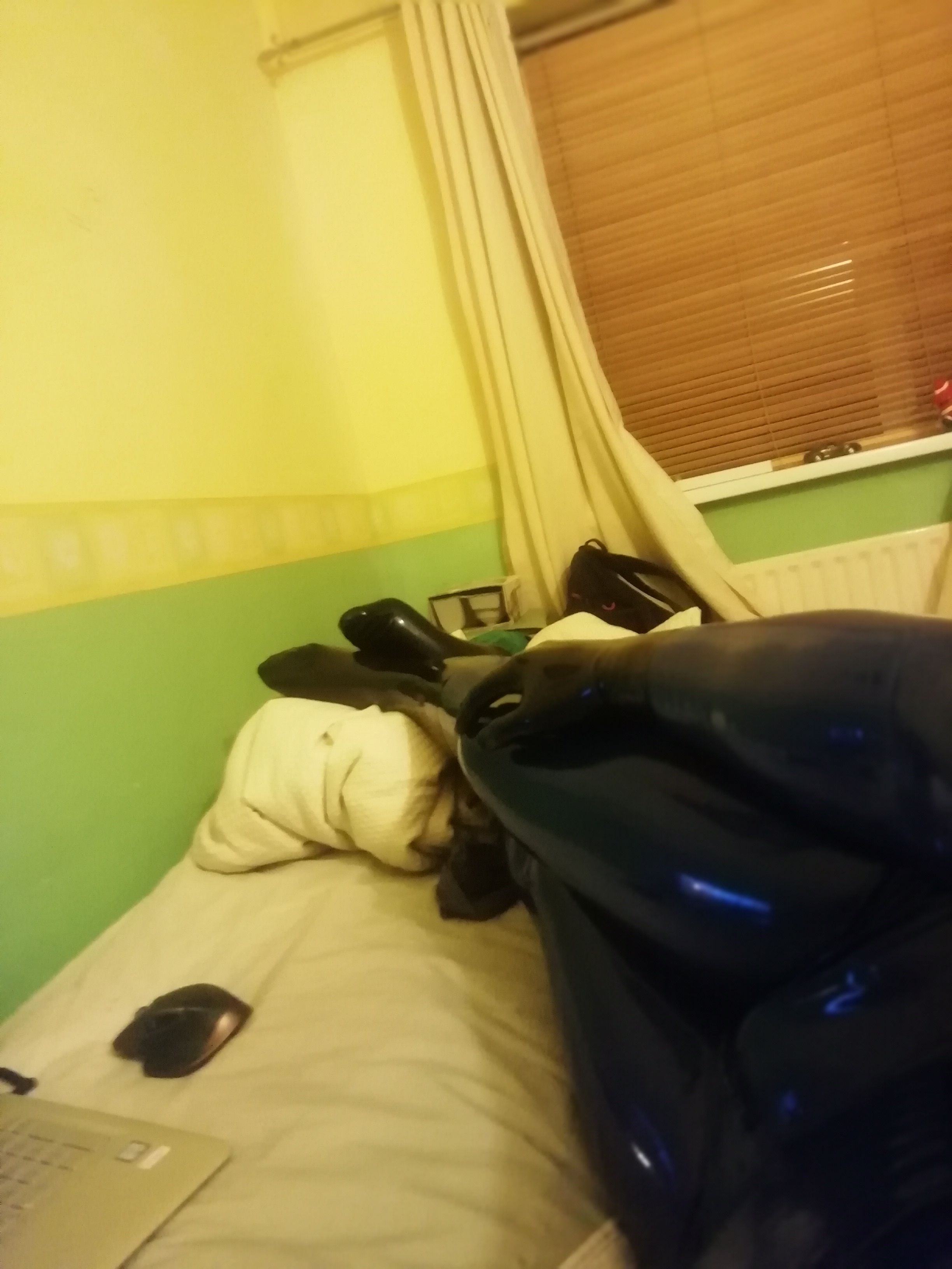 Latex and chill :) | Scrolller