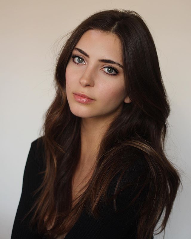 Laura Winges | Scrolller