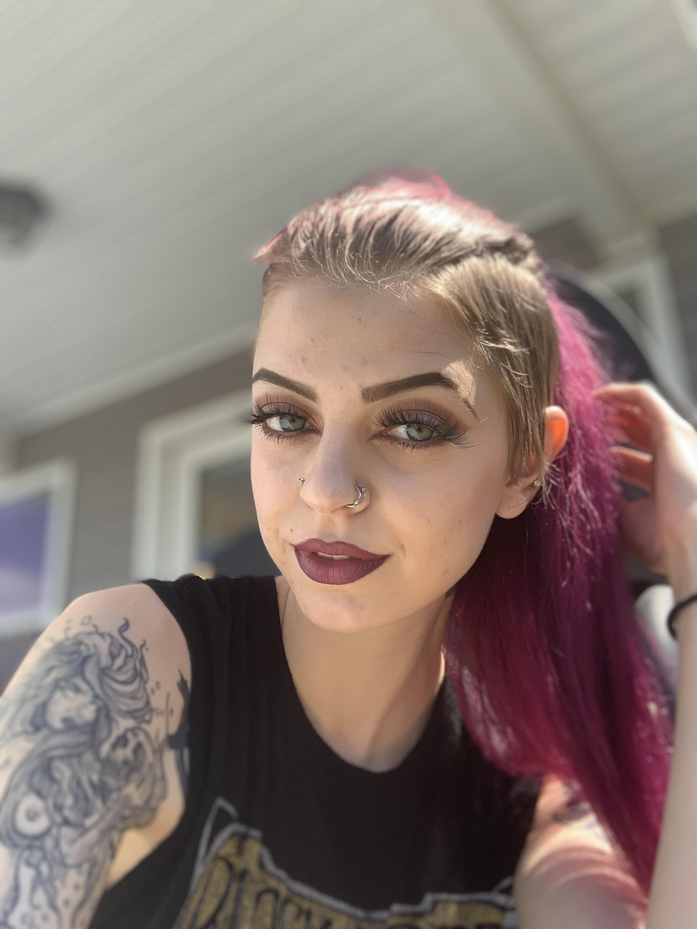 Lava girl💖 | Scrolller