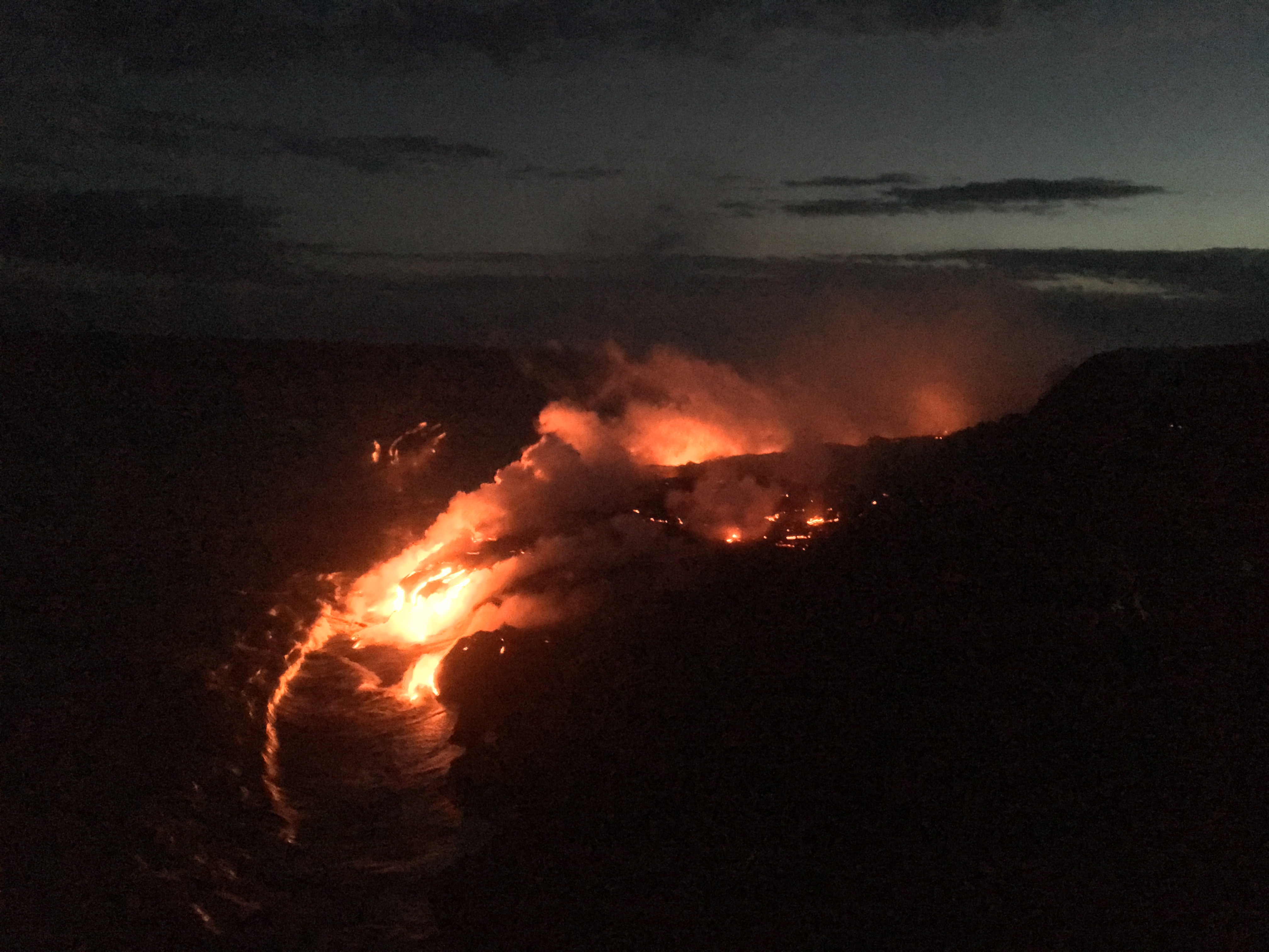 Lava sea entry, sunset, Kilauea [OC] [4032 x 3024] | Scrolller