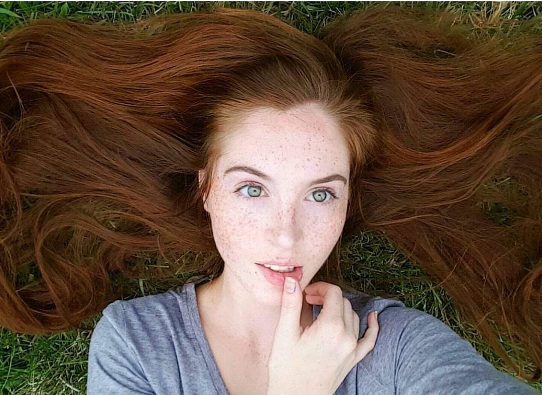 laying down | Scrolller