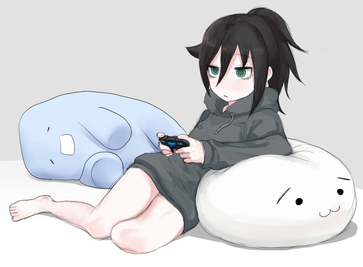 Lazy Tomoko | Scrolller