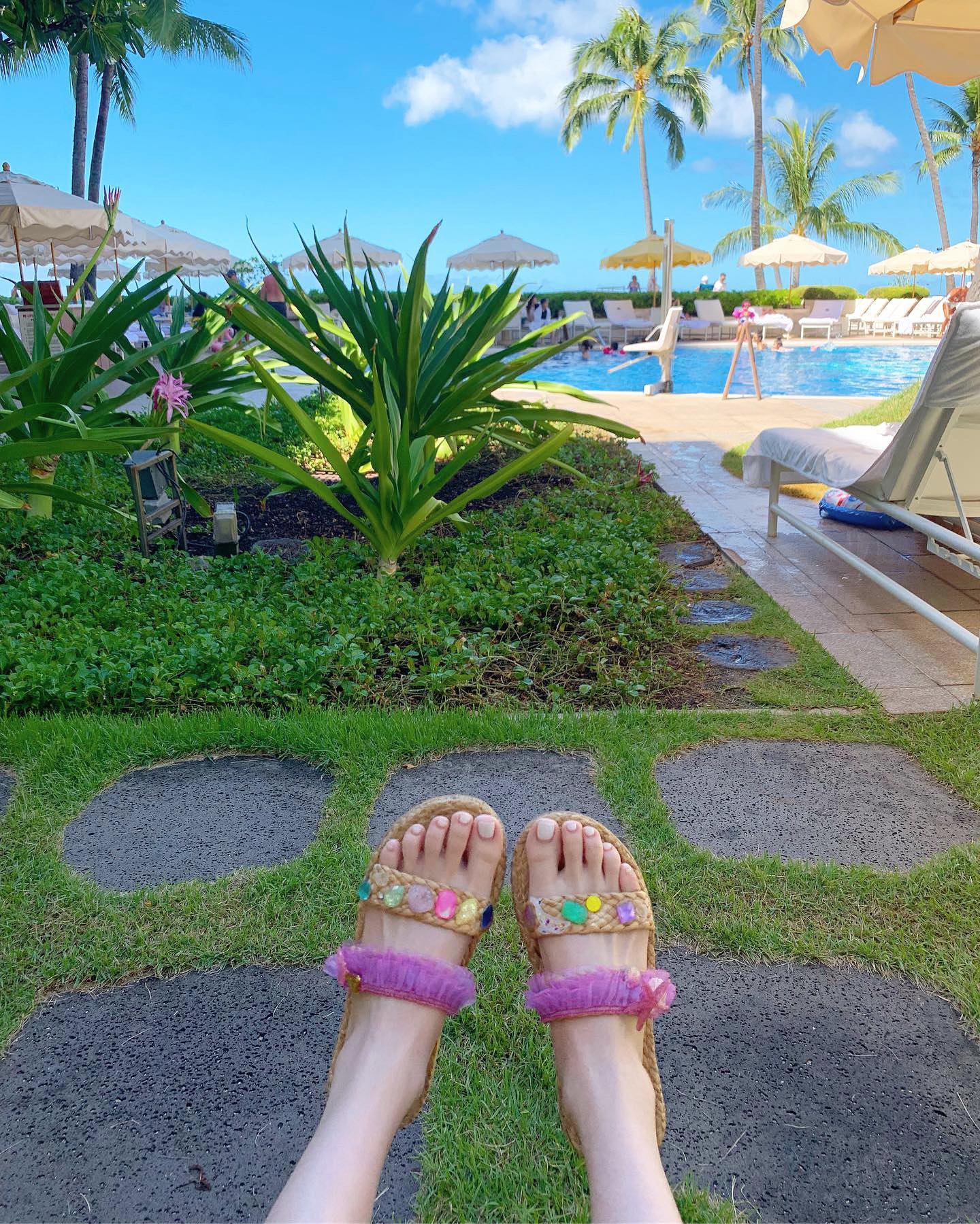 Lee Yubi | Scrolller