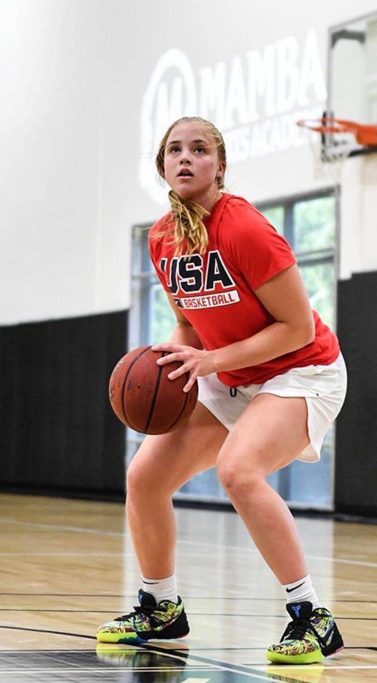 Lefty hefty | Scrolller