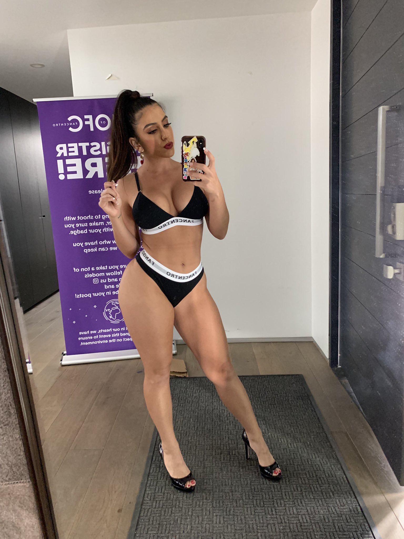 Lena the plug | Scrolller