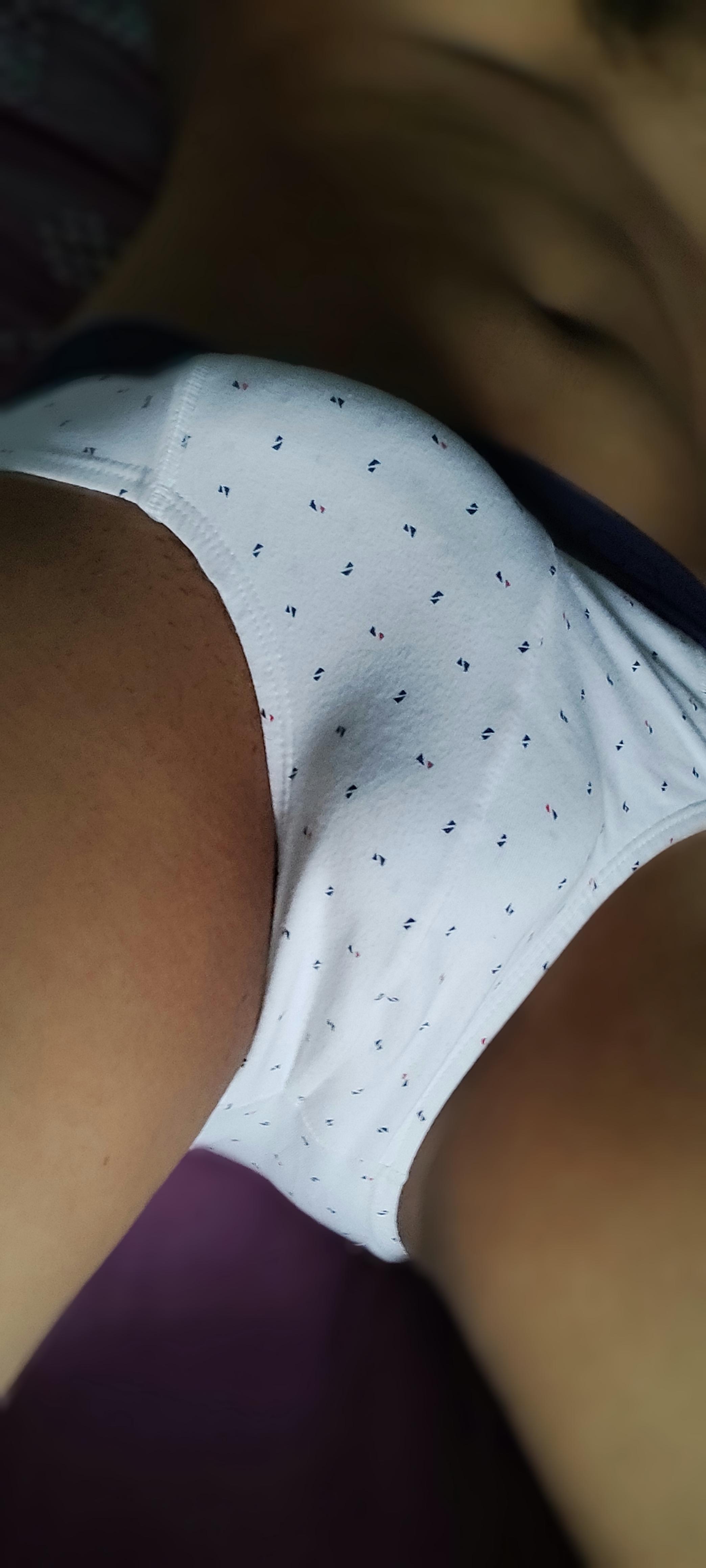 Let it sleep | Scrolller