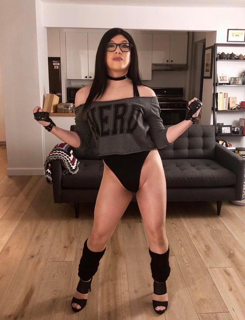 Let’s get physical! Channeling my best 80s aerobics instructor to stay in shape | Scrolller