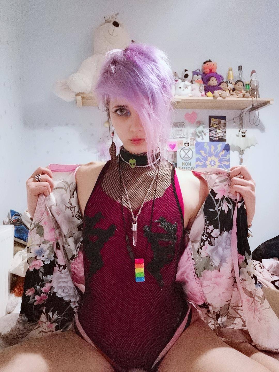 Let's begin. | Scrolller