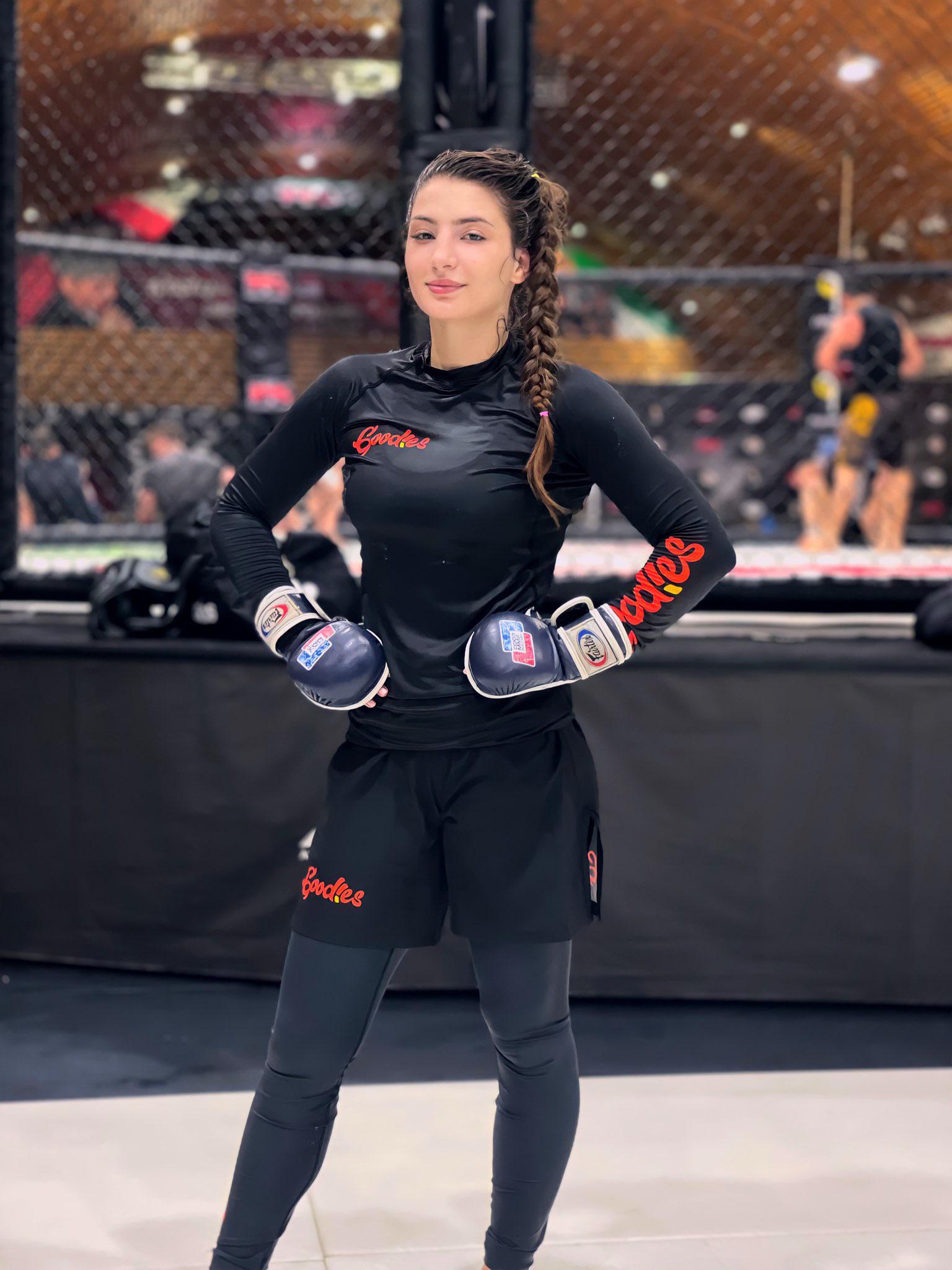 Liana Jojua sparring 💦 | Scrolller