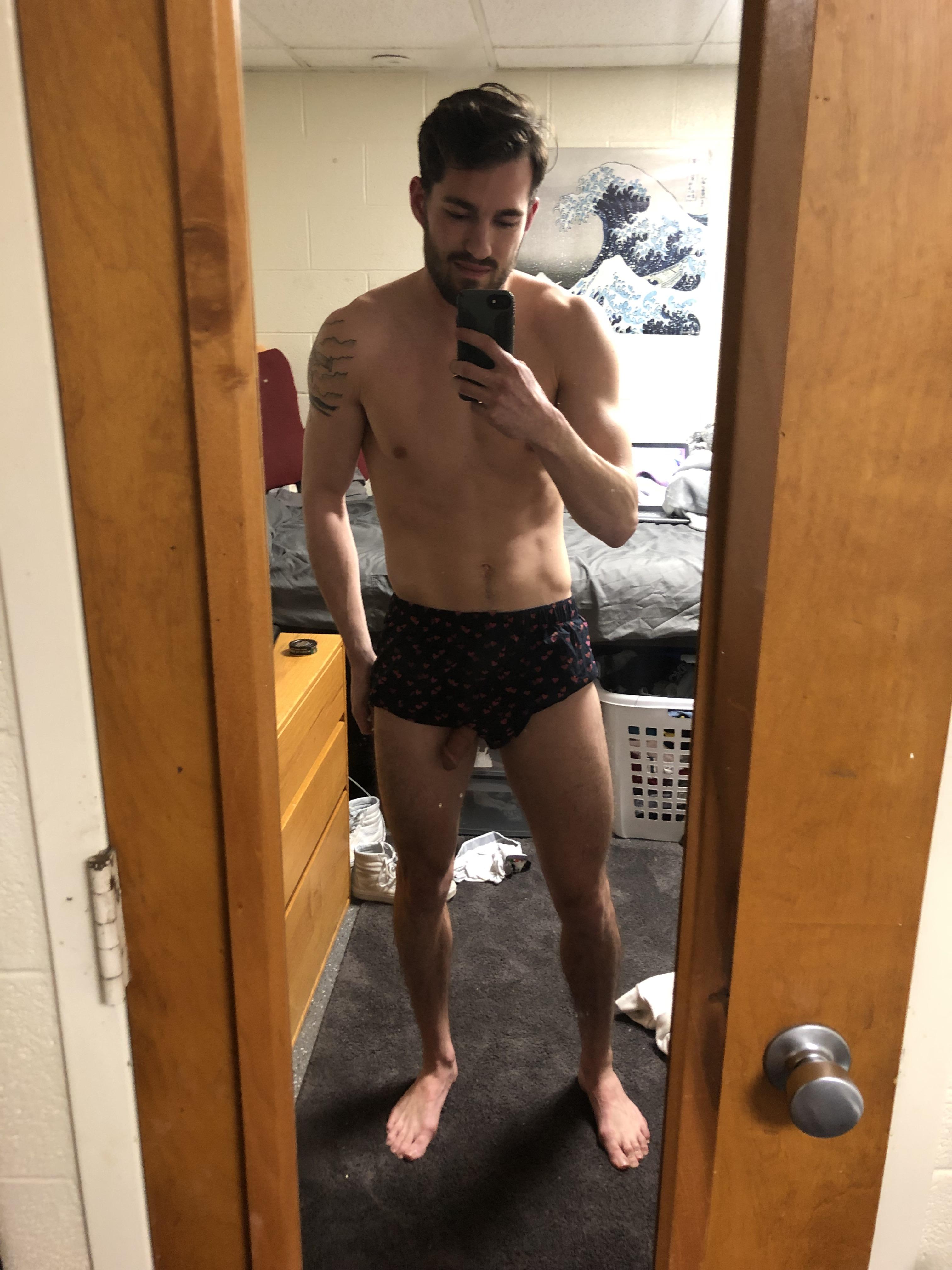 Lick the tip | Scrolller