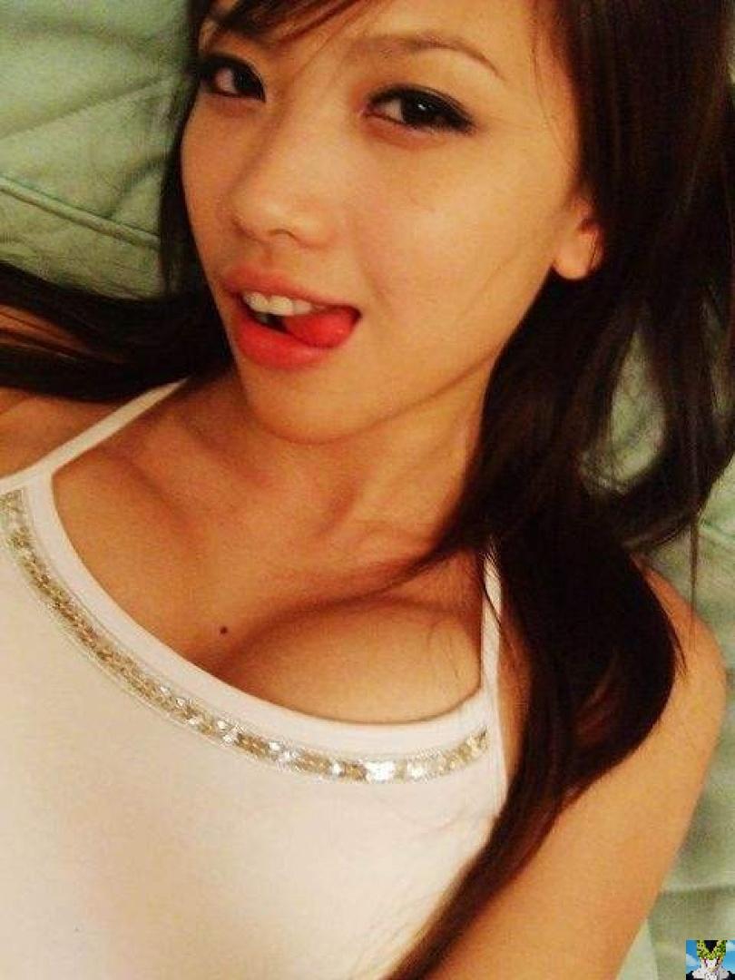 Licky lick | Scrolller