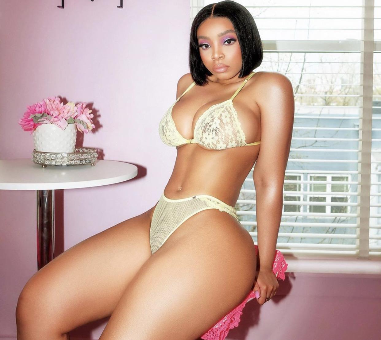 LightskinKeisha | Scrolller