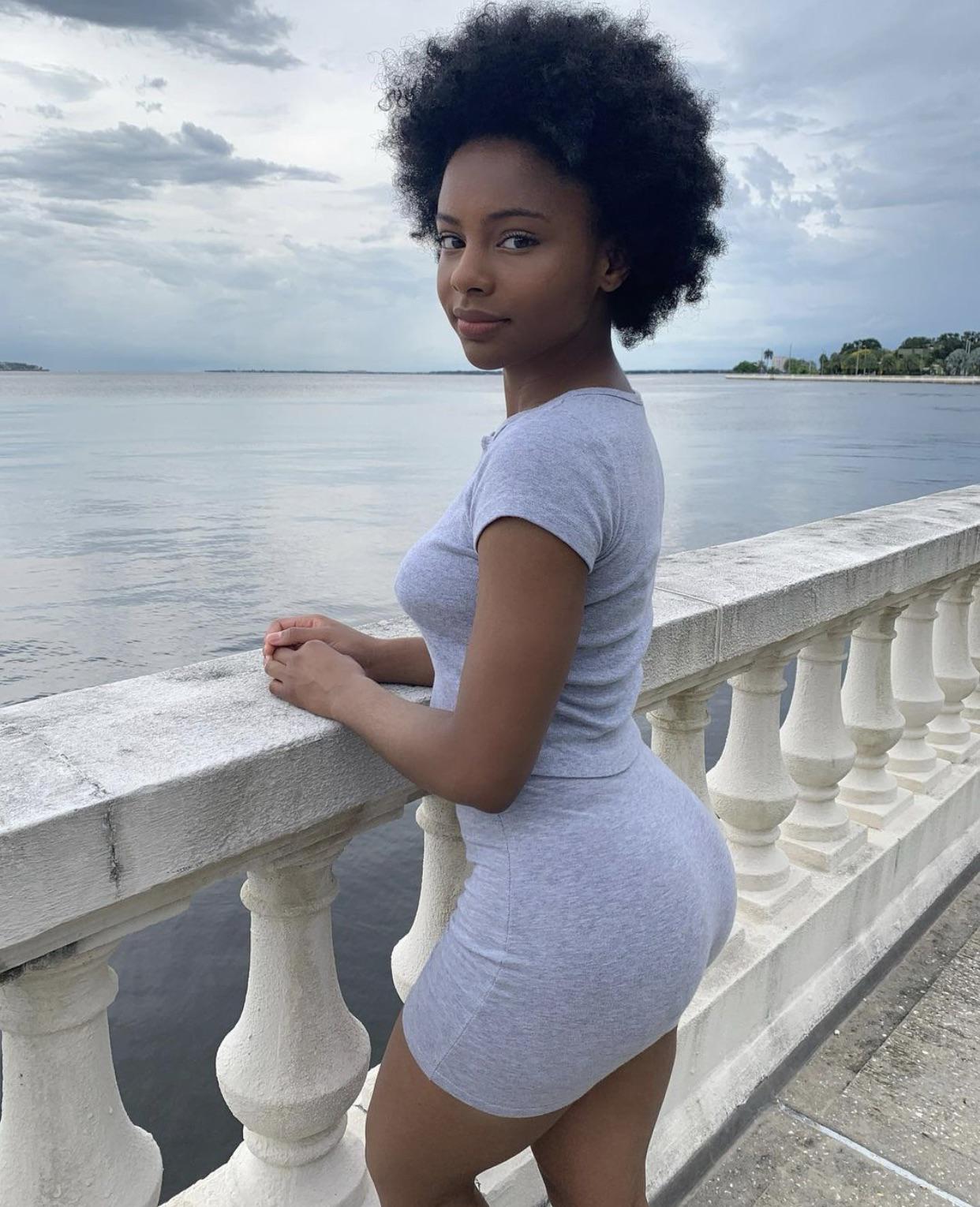 like a pillow | Scrolller