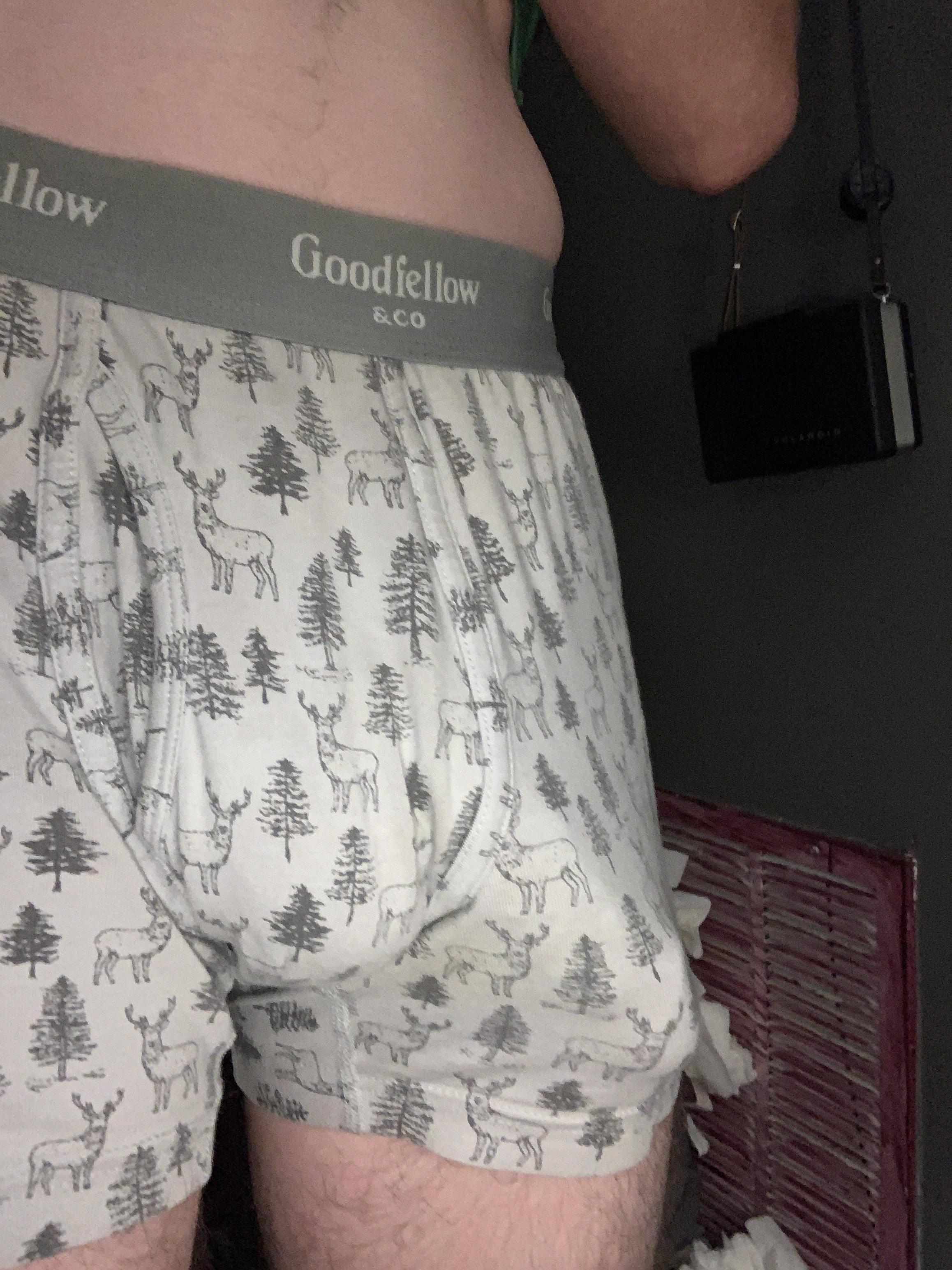 Like my bulge? | Scrolller