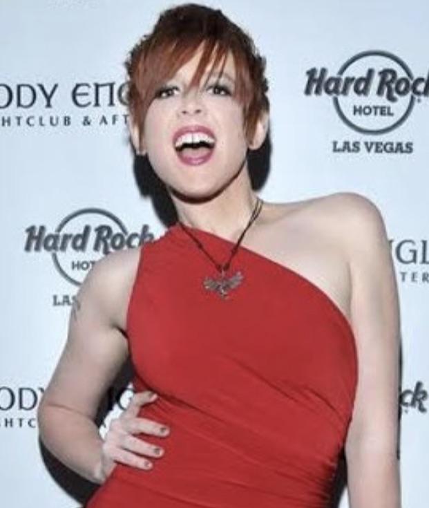 Lily Cade | Scrolller