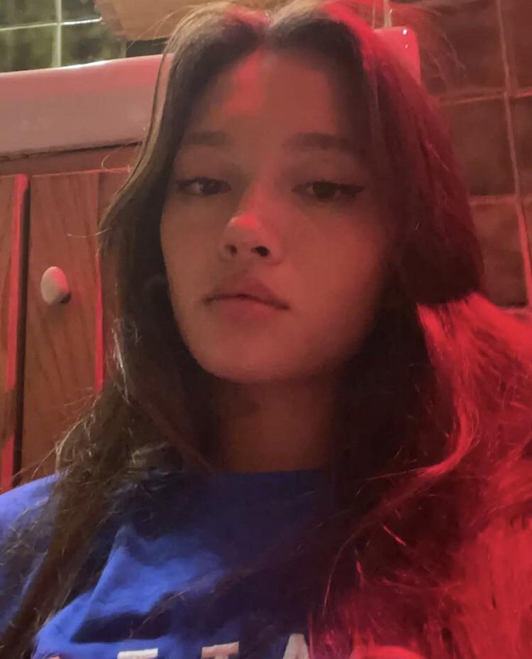 Lily chee | Scrolller