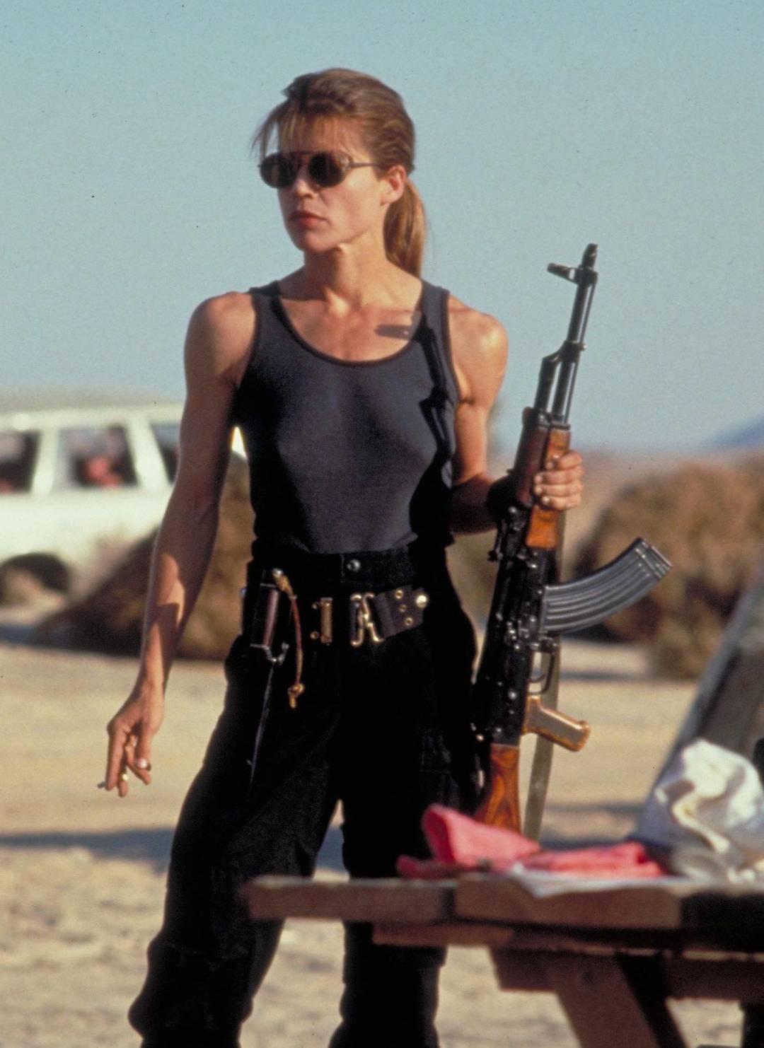 Linda Hamilton as Sarah Connor in Terminator 2 (1991) (r/OldSchoolCool) | Scrolller